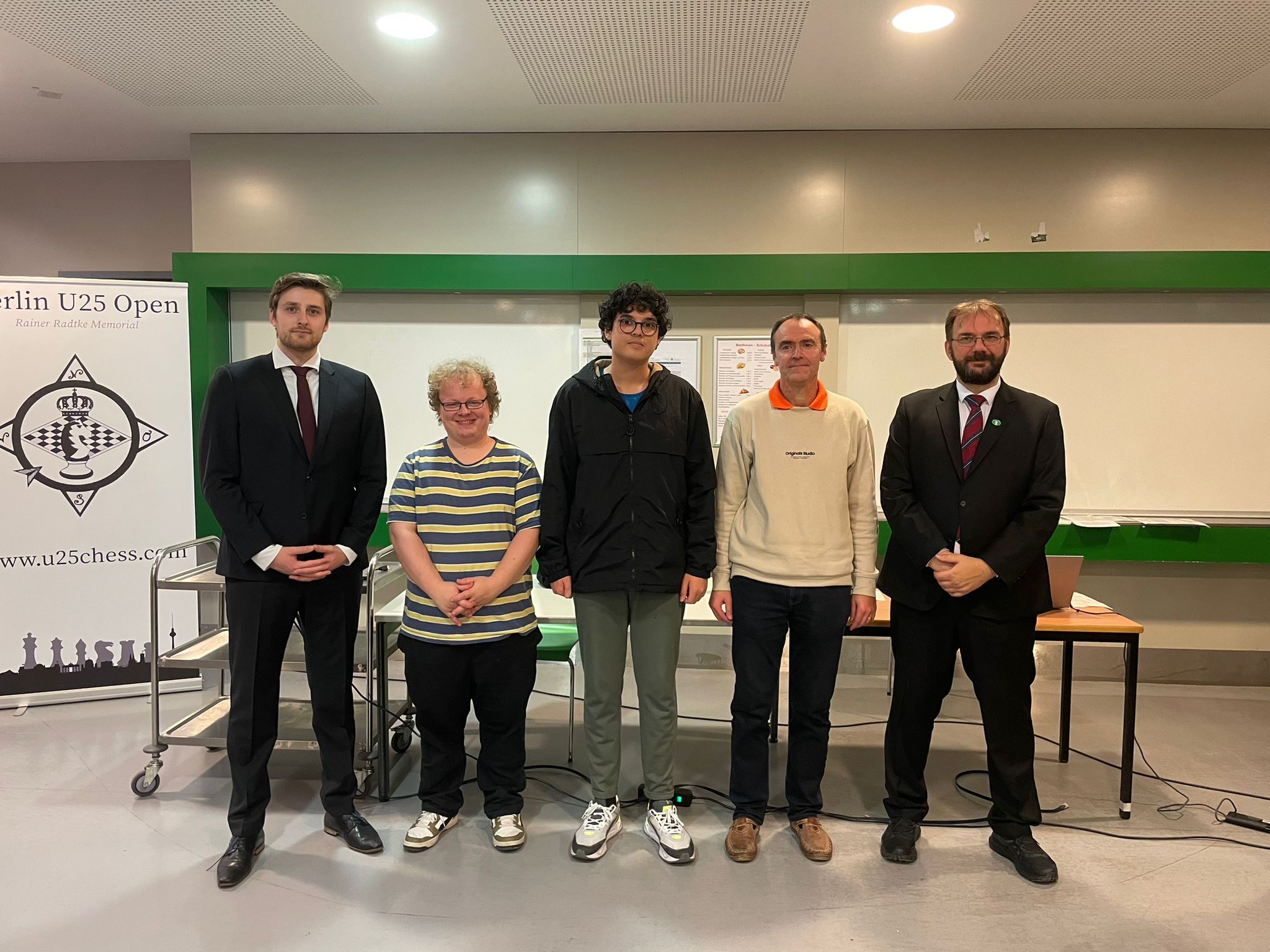 2nd Berlin U25-Open started with a blitz chess tournament - Berlin U25 Open